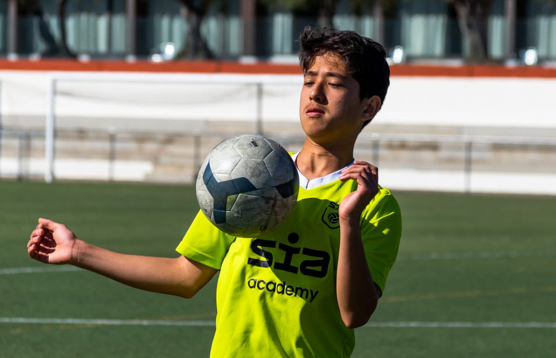 Élite Soccer Academy: Formando futuras estrellas del fútbol | SIA Academy